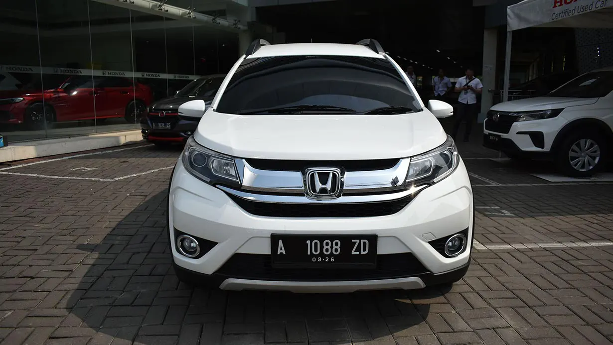 Honda BR-V E CVT - Honda Bintang Cimone